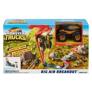 Hot Wheels Monster Trucks Big AIR Breakout Play Set