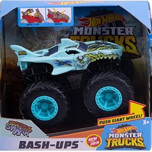 HOT WHEELS MONSTER TRUCKS 1:43 BASH-UPS AST Vehicle