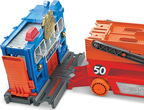 Hot Wheels MEGA Hauler with 6 Expandable Levels, Storage for Up to 50 1:64 Scale Toy Cars, Connects to Other Tracks