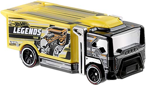 ​Hot Wheels id Vehicle​​ HiWay Hauler 3.0 with Embedded NFC Chip, Uniquely Identifiable, 1:64 Scale, for Kids Ages 8 Years and Older