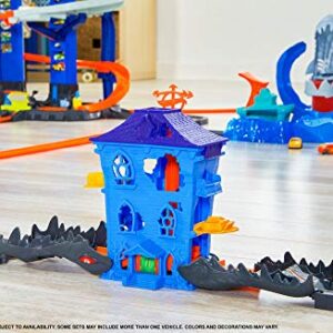 Hot Wheels Croc Mansion Attack, Playset, Multi (GJK91)