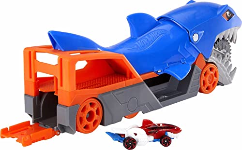 Hot Wheels Toy Car Shark Chomp Transporter & 1:64 Scale Car, Connects to Hot Wheels Track & Stores 5 Scale Vehicles