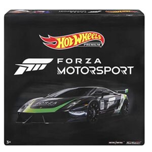 Hot Wheels Forza 5-Pack of Toy Video Game Race Cars, 1:64 Scale with Authentic Details & Realistic Decos, Gift for Collectors & Kids 3 Years & Up [Amazon Exclusive]