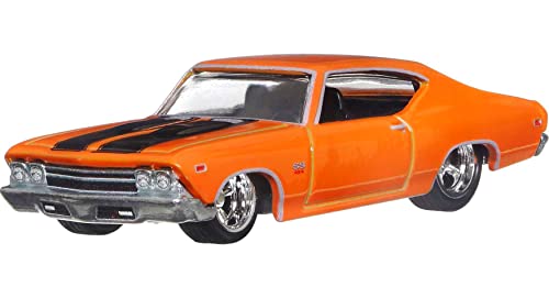 Hot Wheels Premium Car Culture American Scene Vehicles, 5-Pack of 1:64 Scale American-Made Models, Real Riders Tires, Gift for Collectors