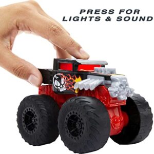 Hot Wheels Monster Trucks Roarin’ Wreckers, 1 1:43 Scale Truck with Lights & Sounds, Plays Truck's Theme Song, Toy for Kids 3 Years Old & Older