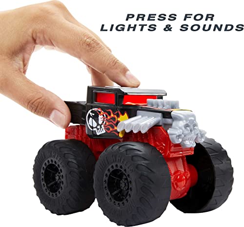 Hot Wheels Monster Trucks Roarin’ Wreckers, 1 1:43 Scale Truck with Lights & Sounds, Plays Truck's Theme Song, Toy for Kids 3 Years Old & Older