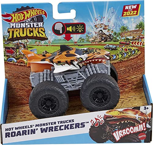 Hot Wheels Monster Trucks Roarin’ Wreckers, 1 1:43 Scale Truck with Lights & Sounds, Plays Truck's Theme Song, Toy for Kids 3 Years Old & Older