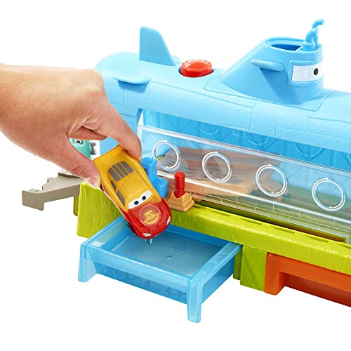 Disney and Pixar Cars Toys, Submarine Car Wash Playset with Color-Change Lightning McQueen Toy Car, Water Play