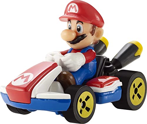 Hot Wheels Mario Kart Vehicle 4-Pack, Set of 4 Fan-Favorite Characters Includes 1 Exclusive Model, Collectible Gift for Kids & Fans Ages 3 Years Old & Up