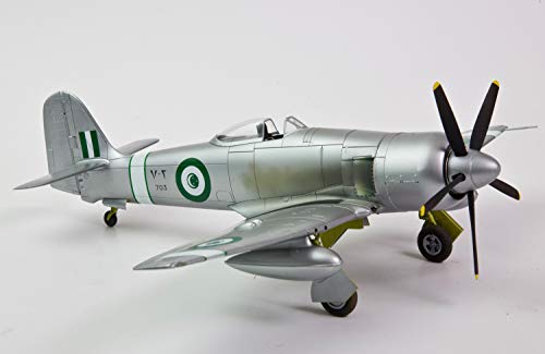 Airfix Hawker Sea Fury FB.11 'Export Edition' 1:48 Military Aircraft Plastic Model Kit A06106