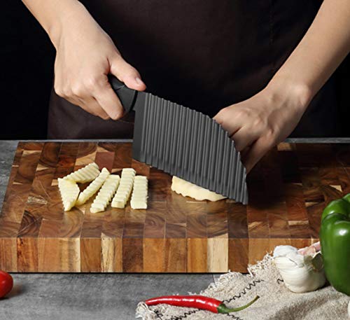 LaLiHa Crinkle Cutter Garnishing Knife for dough, Ripple French Fry Potato Cutter Stainless Steel Zig Zag Gadget Waves Chopper Knife,crinkle cutter for veggies Chip Blade Cooking Tools(Medium, Black)