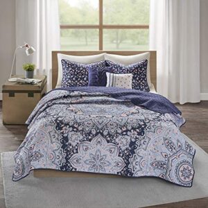 Intelligent Design Odette Cozy Comforter Set Casual Boho Medallion Floral Design Modern All Season Bedding with Matching Sham, Decorative Pillow, Full/Queen, Odette Blue 5 Piece