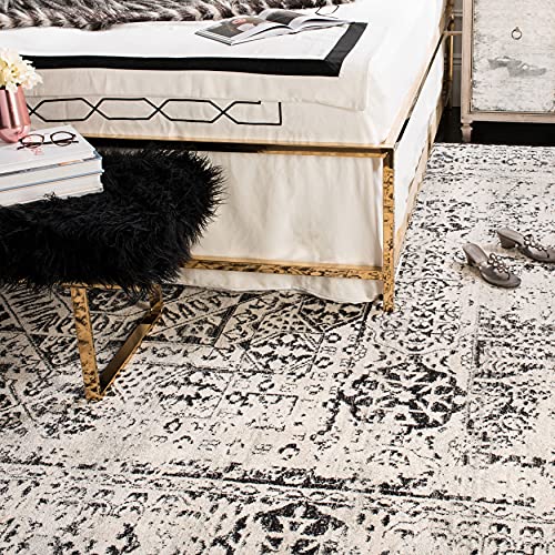 SAFAVIEH Evoke Collection Area Rug - 8' x 10', Ivory & Black, Oriental Medallion Distressed Design, Non-Shedding & Easy Care, Ideal for High Traffic Areas in Living Room, Bedroom (EVK260T)