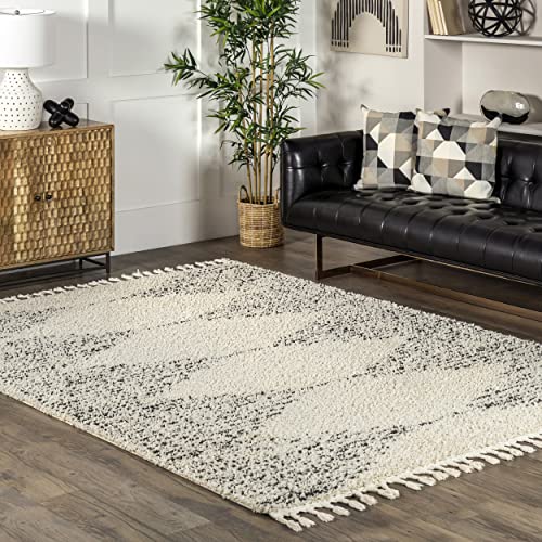 nuLOOM Sadie Moroccan Diamond Tassel Shag Area Rug, 6' 7" x 9', Off-white