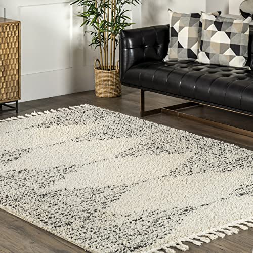 nuLOOM Sadie Moroccan Diamond Tassel Shag Area Rug, 6' 7" x 9', Off-white