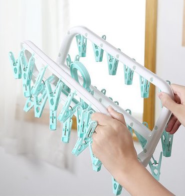 Wuyue Hua Swivel Hook 32 Pegs Drying Rack Clothes Hanger Multifunctional Folding Plastic Clothes Hanger for Underwear Socks Gloves