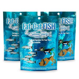 fat-cat fish - organic crunchy treats for pets - freeze-dried 100% raw wild salmon dog and cat treats - natural healthy low calorie snacks w/protein omega 3&6 - made in usa - pack of 3 (1.25 oz x 3)