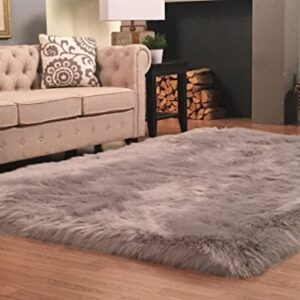 LAMBZY '' Lena Collection '' Faux Sheepskin Super Soft Hypoallergenic Rectangular Area Rug Plush Fur Premium Shag (4'x6',120x180 cm, Gray)