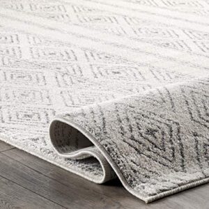 nuLOOM Sarina Diamonds Area Rug, 4 ft x 6 ft, Grey