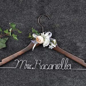 Bride Hanger, Wedding Hanger, Personalized Bride Hanger, Lady Hanger, Custom Hanger, Honor Maid, Bridesmaid, Doctor, Doctor Graduation Dress Hanger