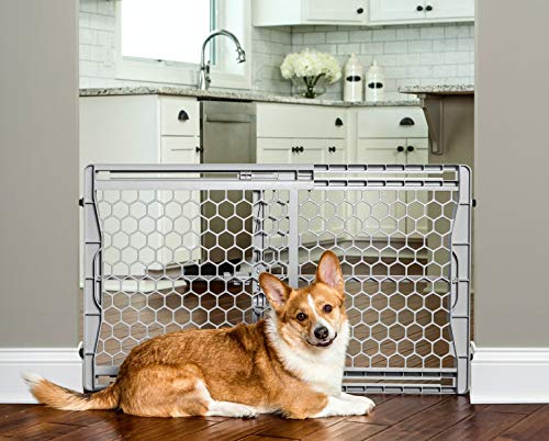 Carlson Pet Products Easy Fit Plastic Adjustable Pet Gate, Fits Openings 28-42" Wide, Includes Rubber Pads to Protect Walls,Gray