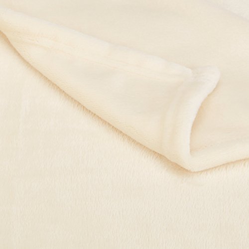 Amazon Brand - Pinzon Velvet Plush Blanket, Ivory, Twin (66 in x 90 in)