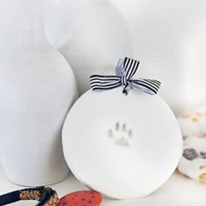 Pearhead DIY Pawprints Keepsake Kit for Dogs Or Cats, Christmas Ornament, Holiday Home Décor for Pet Lovers, Clay Paw Print Imprint, White