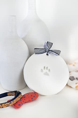 Pearhead DIY Pawprints Keepsake Kit for Dogs Or Cats, Christmas Ornament, Holiday Home Décor for Pet Lovers, Clay Paw Print Imprint, White