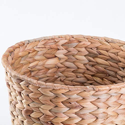 Natural Water Hyacinth Round Laundry Hamper with Removable Linen Liner and Lid (Small)