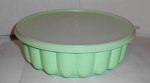 Vintage TUPPERWARE Jello Mold 1201-11 w Lid NICE