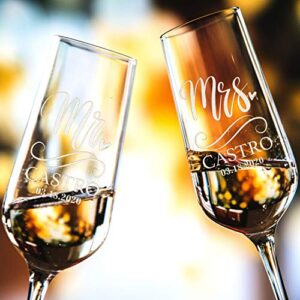 P Lab Set of 2, Bride and Groom Champagne Glasses w/Last Name & Date, Personalized Mr. Mrs. Engagement & Wedding Champagne Flutes, Toasting Glasses - Customized Etched Flutes, Wedding Gift #N5