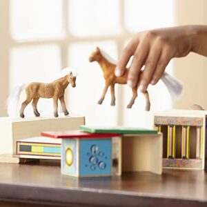 Melissa & Doug Horse Carrier Wooden Vehicle Play Set With 2 Flocked Horses and Pull-Down Ramp - Horse Figures, Wooden Horse Trailer Toy For Kids Ages 3+