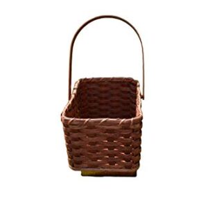 Large 9" stair step basket. Beautifully rests on your stairsteps. Swivel handle, all natural material and made by Old Order Amish. The up splints that are used are on these baskets are oak. Perfect for storing books and magazines. Colors may vary.