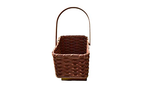 Large 9" stair step basket. Beautifully rests on your stairsteps. Swivel handle, all natural material and made by Old Order Amish. The up splints that are used are on these baskets are oak. Perfect for storing books and magazines. Colors may vary.