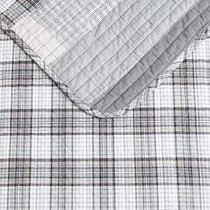 Eddie Bauer Home - Queen Quilt Set, Cotton Reversible Bedding with Matching Shams, Home Decor for All Seasons (Fairview Grey, Queen)