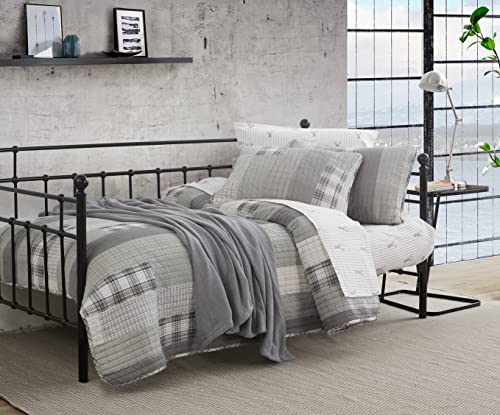 Eddie Bauer Home - Queen Quilt Set, Cotton Reversible Bedding with Matching Shams, Home Decor for All Seasons (Fairview Grey, Queen)