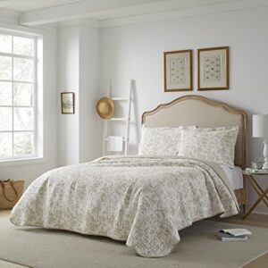 Laura Ashley Home - King Quilt Set, Cotton Reversible Bedding with Matching Shams, Home Decor for All Seasons (Amberley Biscuit, King)