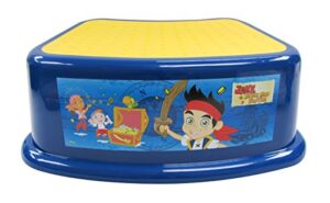 disney jake and the neverland pirates step stool, blue