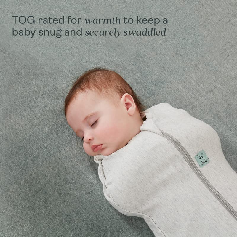 ergoPouch 0.2 tog Baby Sleep Sack 3-6 Months - Baby Sleeping Sack for Warm & Cozy Nights - Cocoon Swaddle Sack Baby Keeps Calm & Relaxed - Baby Sleeping Bag Regulate Body Temperature (Blush Leaf)