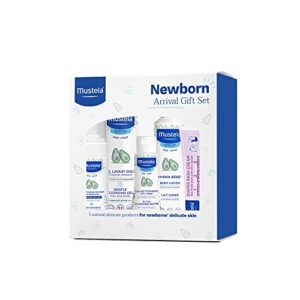 mustela newborn arrival gift set - baby skincare & bath time essentials - natural & plant based - 5 items set