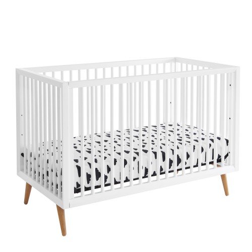 Contours Roscoe 3-in-1 Convertible White Standard Baby Crib, Converts from Baby Crib to Toddler Bed and Daybed, Fits Standard Full-Size Crib Mattress, Easy to Assemble - White