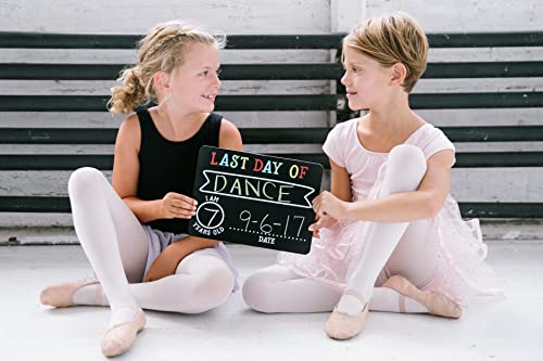 Pearhead Photosharing Chalkboard Signs, Perfect to Commemorate the First and Last Day of School, 2 Chalkboard Signs for School Celebrations and Milestones, 2 Count (Pack of 1) Packaging may vary