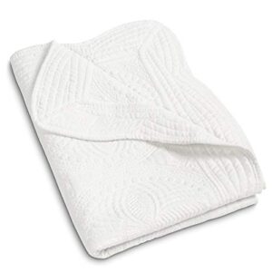 monoblanks baby quilt personlized monogram lightweight embossed scalloped throw blanket four seasons (white)