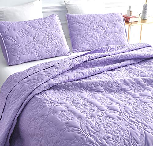 Sophia and William 3 Pieces Quilt Set Queen/Full Size with 1 Quilt and 2 Pillow Shams, Reversible Microfiber Bedding Bedspread Coverlet Set, Cozy, Lightweight and Hypoallergenic, Purple