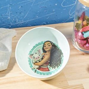 Zak Designs Moana Dinnerware Set Includes Plate, Bowl, Water Bottle, and Utensil Tableware, Made of Durable Material and Perfect for Kids (Moana and Maui, 5 Piece Set, BPA Free)