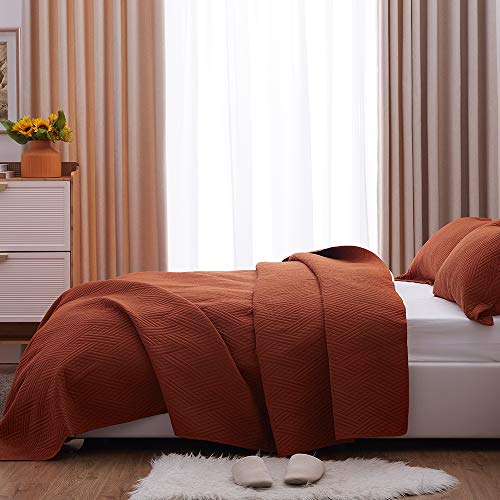 SunStyle Home Quilt Set Full/Queen Size, Rust Diamond Pattern Bedspread-90x96, Soft Lightweight Microfiber Coverlet, Luxurious Warm Bed Cover for All Seasons-3 Pieces(1 Quilt, 2 Pillow Shams)