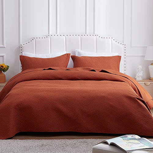 SunStyle Home Quilt Set Full/Queen Size, Rust Diamond Pattern Bedspread-90x96, Soft Lightweight Microfiber Coverlet, Luxurious Warm Bed Cover for All Seasons-3 Pieces(1 Quilt, 2 Pillow Shams)