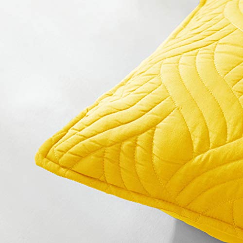 Whale Flotilla Quilt Set Twin Size, Soft Microfiber Lightweight Bedspread Coverlet Bed Cover (Wave Pattern) for All Seasons, Yellow, 2 Pieces (Includes 1 Quilt, 1 Sham)