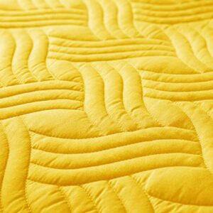 Whale Flotilla Quilt Set Twin Size, Soft Microfiber Lightweight Bedspread Coverlet Bed Cover (Wave Pattern) for All Seasons, Yellow, 2 Pieces (Includes 1 Quilt, 1 Sham)