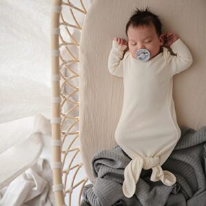 mushie Extra Soft Muslin Fitted Crib Sheet | 28"x 52" (Fog)